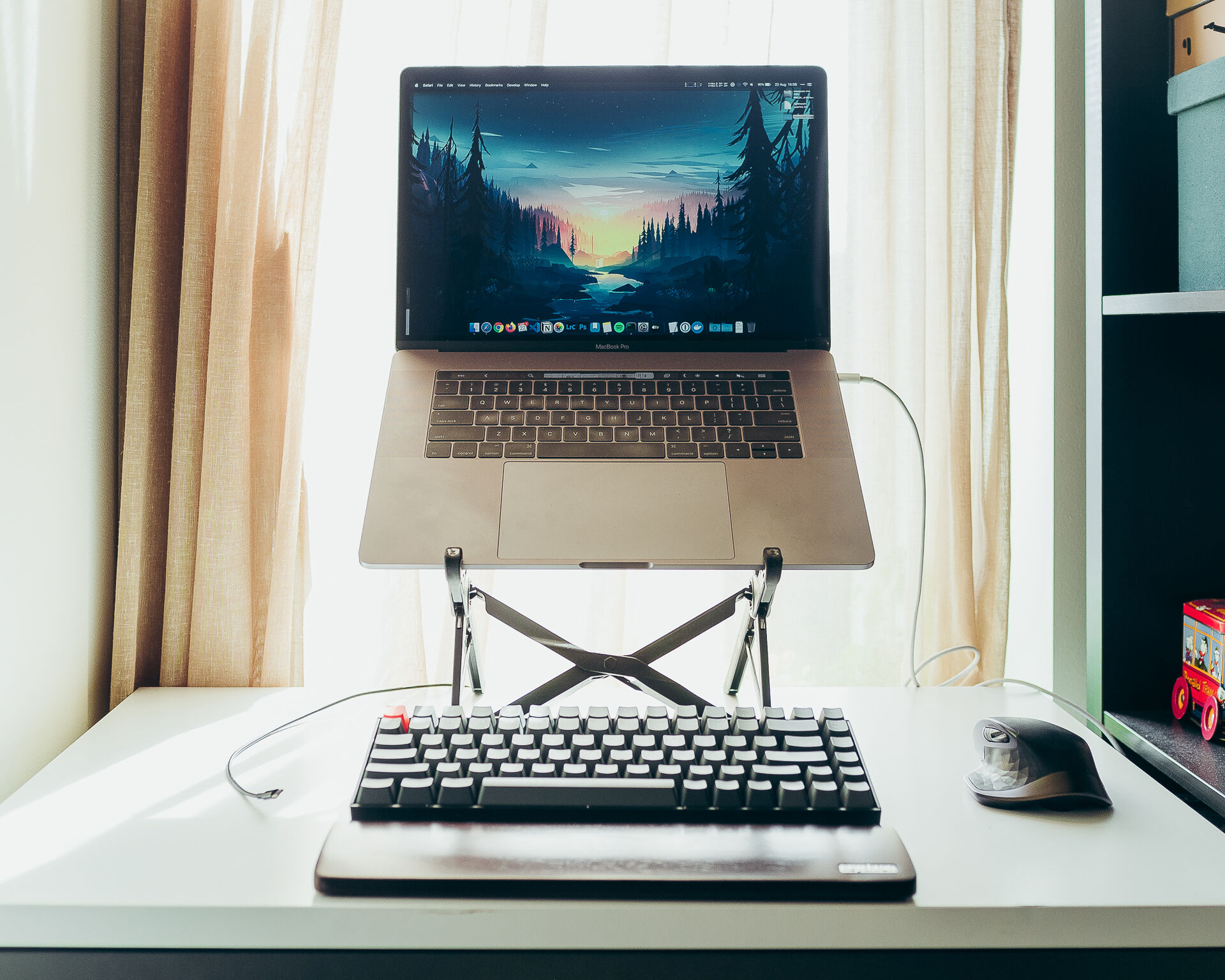 Uses - Eddo Kloosterman